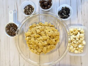 Rubble on the Double Snack Mix - Mom the Magnificent