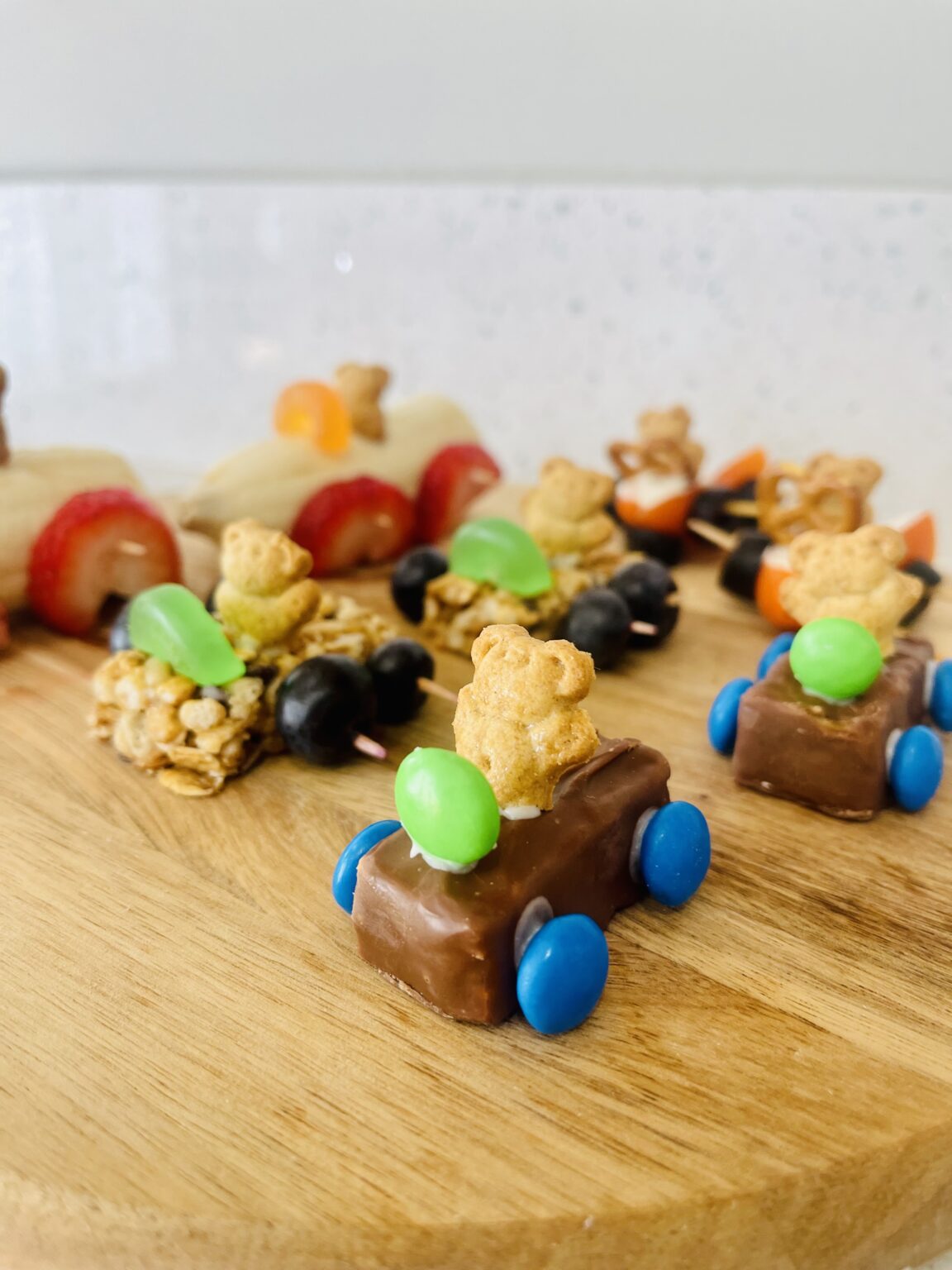 Rally Road Racers - DIY Snack Cars! - Mom the Magnificent